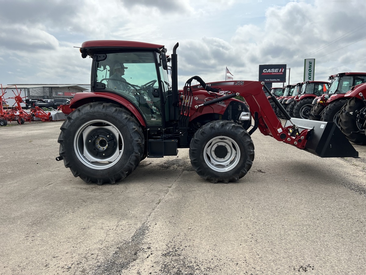 Case IH Farmall Utility 115a Series Tractor - Farm Country Inc